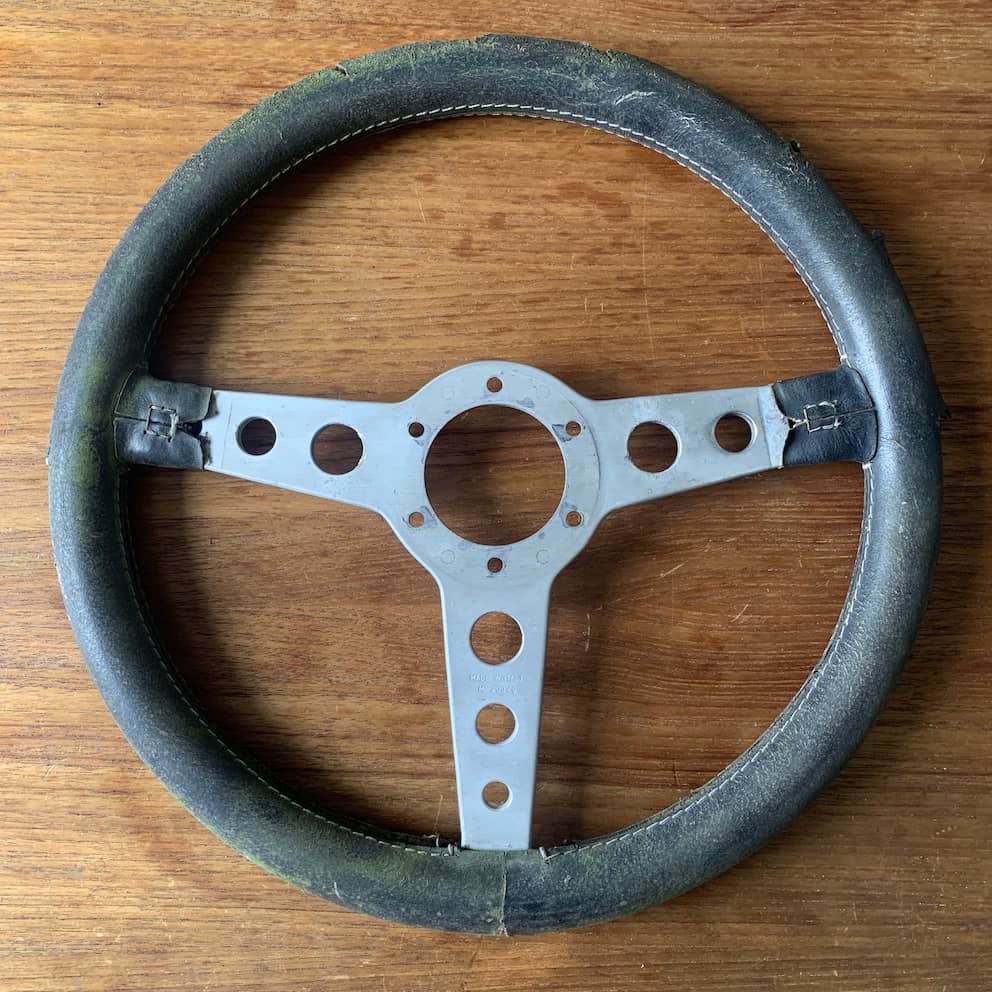 Momo Prototipo Steering Wheel - 350 mm diameter | patipatina